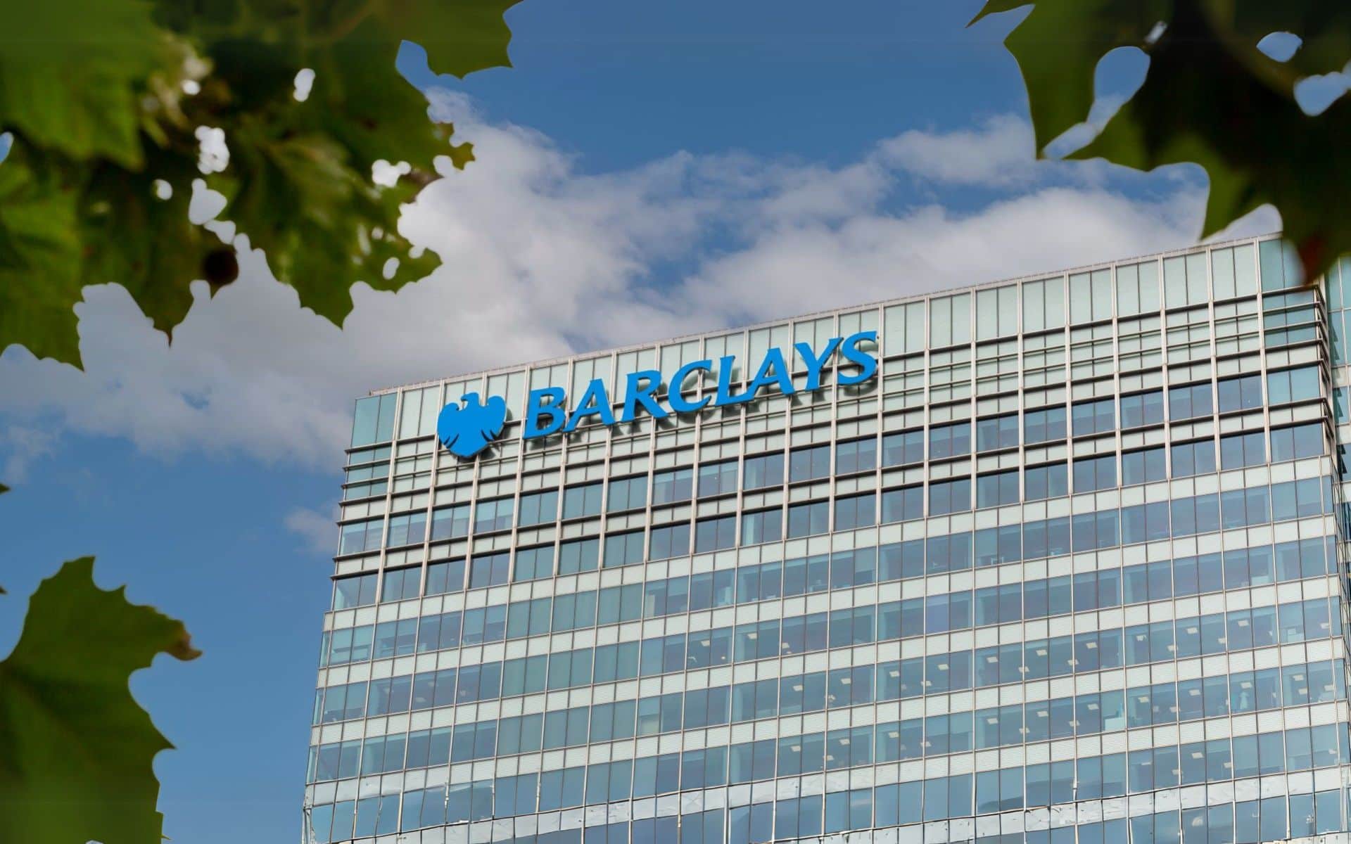 Barclays Cuts Savings Rates for Key Accounts as Banks Lower Returns