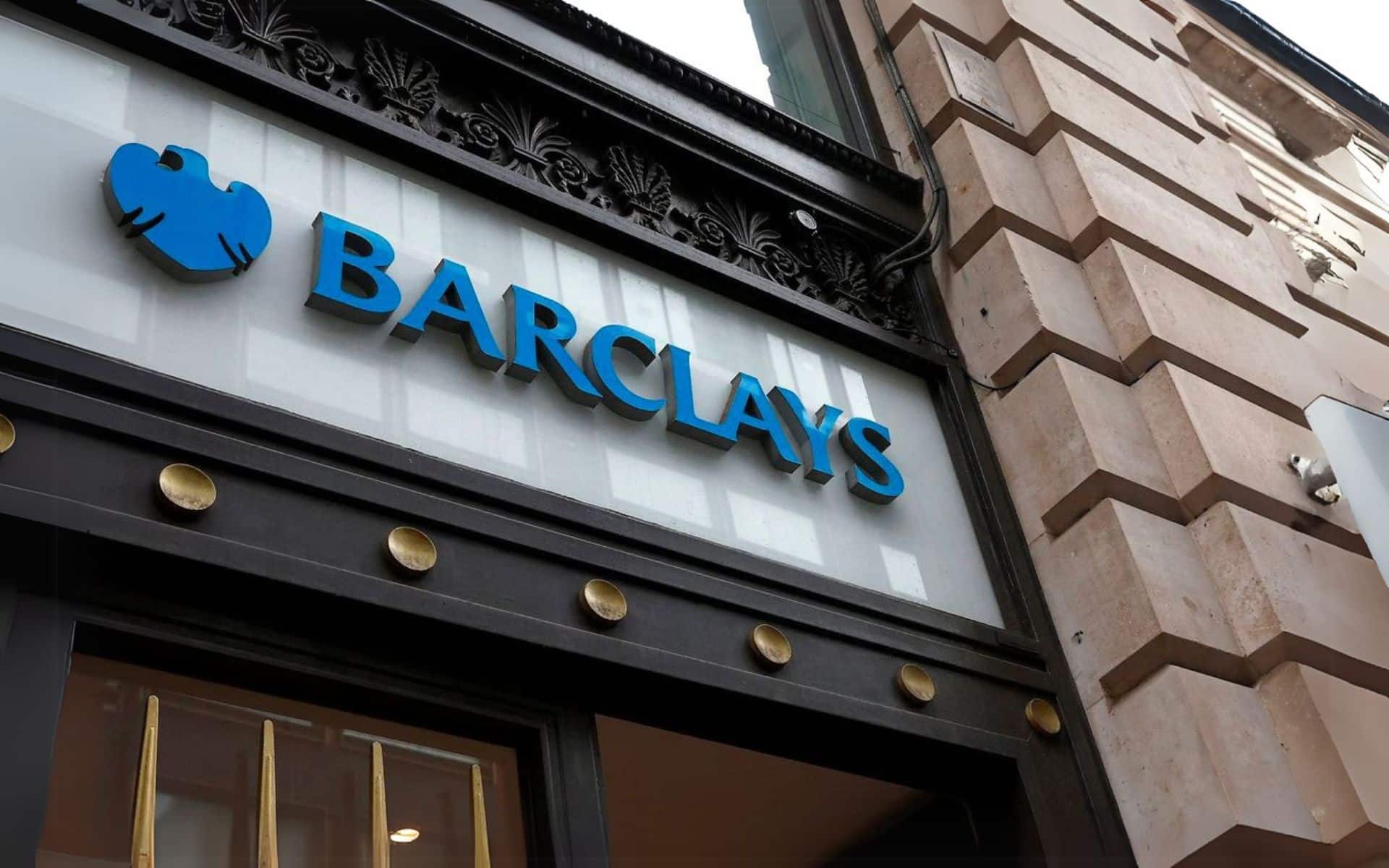 Barclays Offers Up to £900 in Cash Bonuses for Switching Accounts