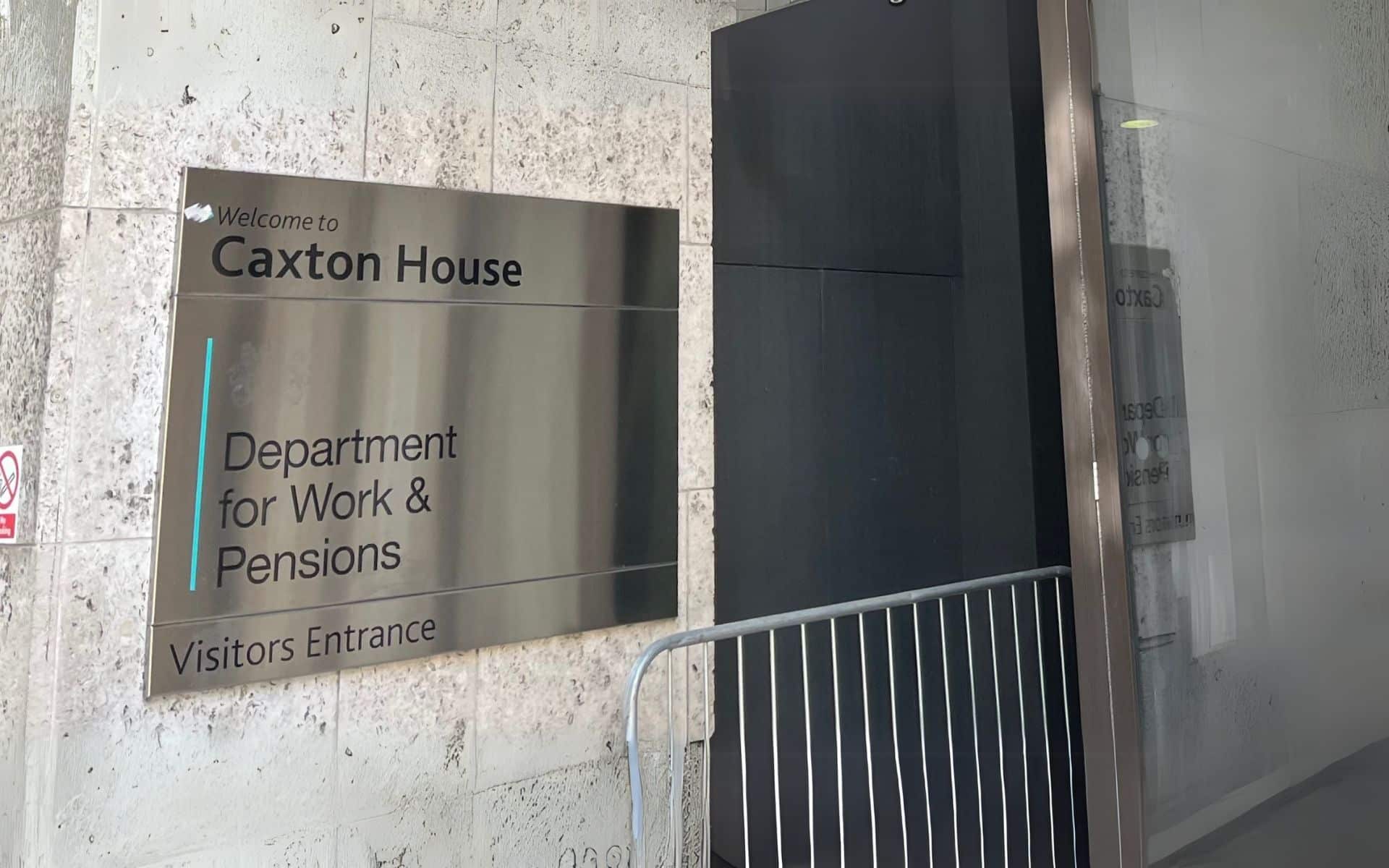 UK Households Could Receive £100 DWP Cost of Living Payment