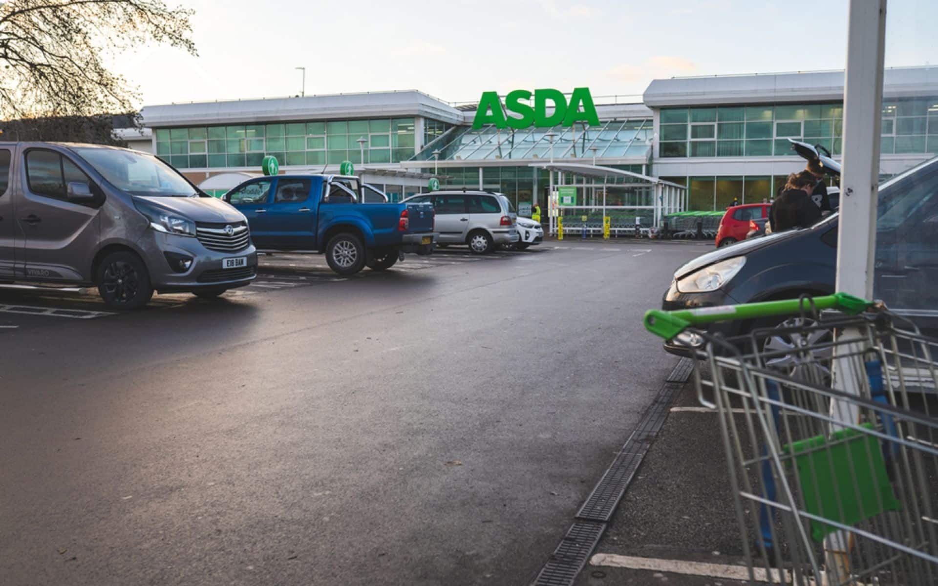 ASDA Slashes Prices on Nearly 1,000 Products Ahead of the Festive Rush