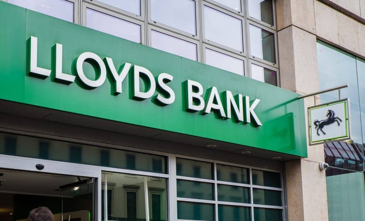 Claim a £250 Bonus with Lloyds' Current Account Offer