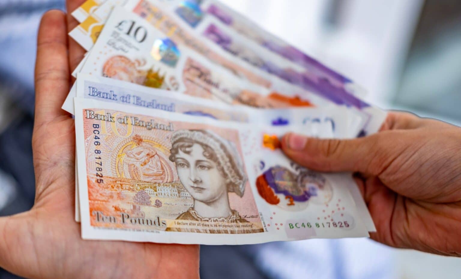 UK Reveals Major Change to £5, £10, £20, and £50 Notes