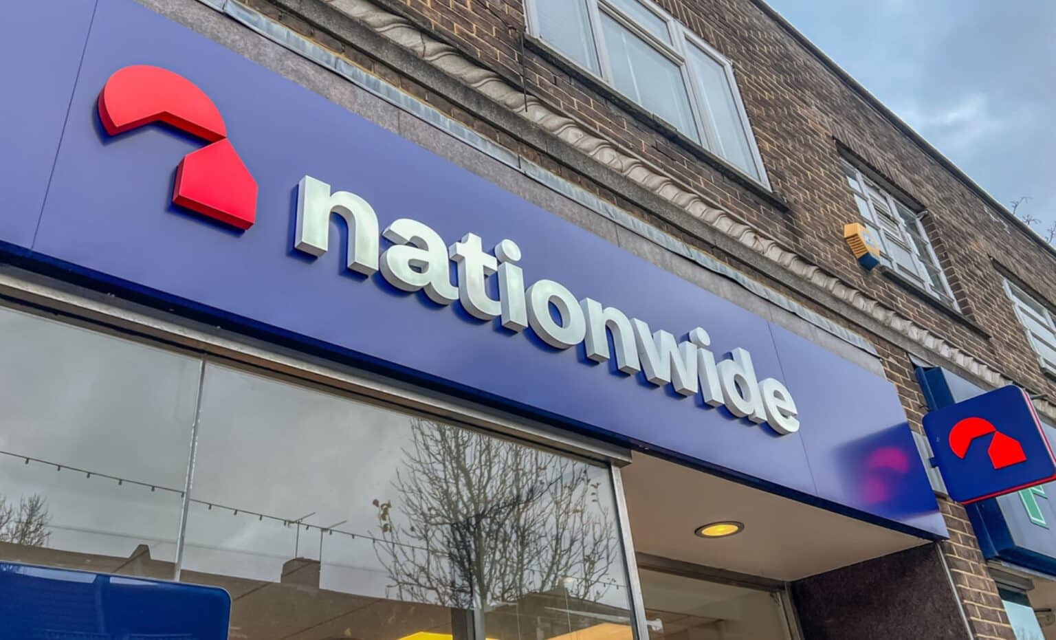 Nationwide Drops Surprise Update on 500 Branches
