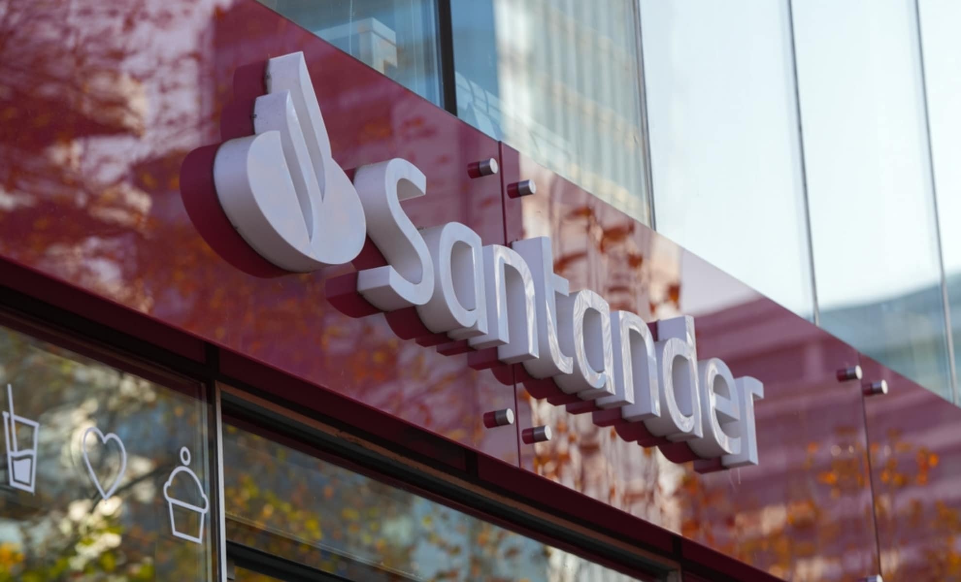26 Branches Closing: Santander Accelerates High Street Retreat