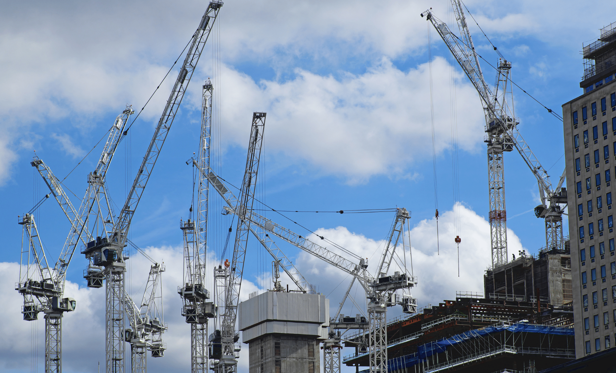 UK Construction Downturn Shows Signs of Relief, Yet Job Losses Accelerate