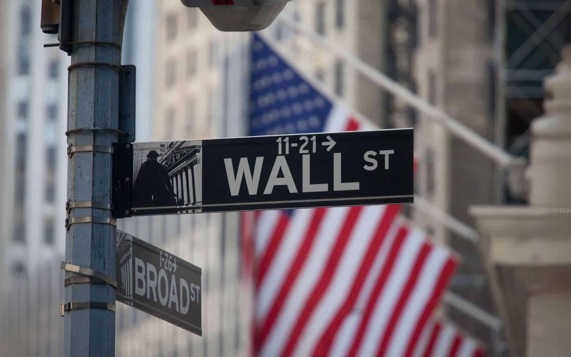Transportation Index Slump Signals Trouble for Wall Street as Investors ...