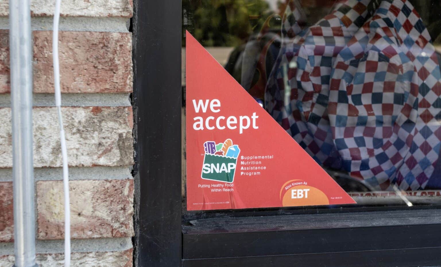 Major SNAP Food Stamp Increase in 2025: How COLA Will Impact Your Benefits